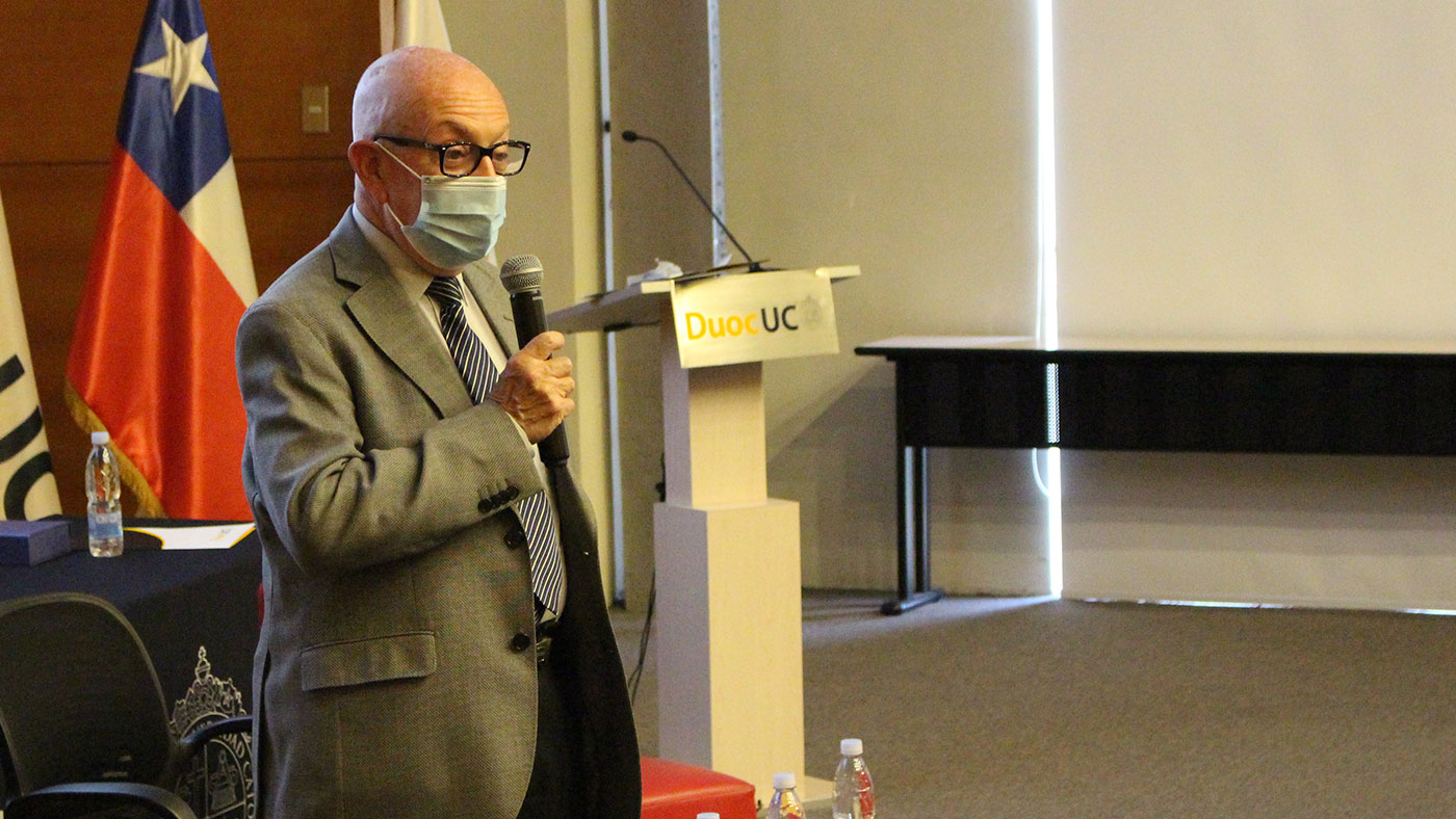 Si hay alguien que forma parte de la historia de Duoc UC, es don ...